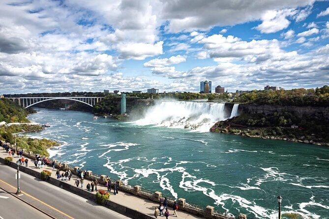 Niagara Falls Private Day Tour with Hornblower Cruise from GTA - Detailed Breakdown of the Itinerary