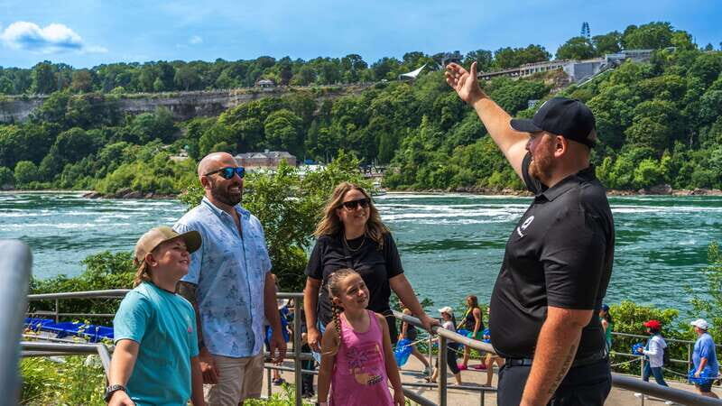Niagara Falls: USA/Canada Tour with Boat Cruise and Lunch - Authenticity, Value, and Practical Tips