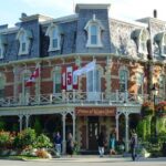 Niagara-on-the-Lake: Guided Vehicle Tour Prettiest Town in Canada - The Overall Experience