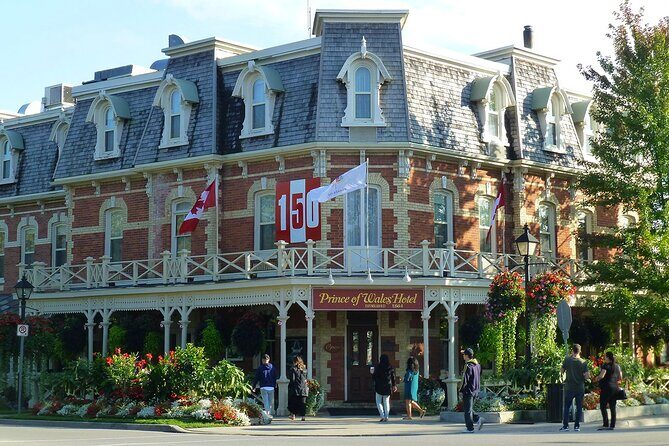 Niagara-on-the-Lake: Guided Vehicle Tour Prettiest Town in Canada - The Overall Experience