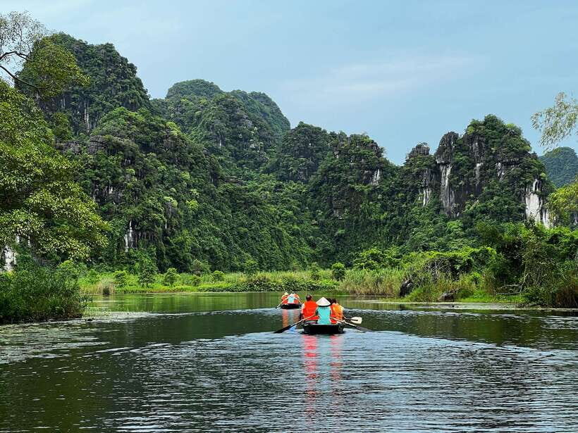 Ninh Binh: Hoa Lu, Trang An & Mua Cave Day Tour from Ha Noi - The Practical Side: What We Think