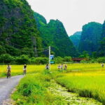 Ninh Binh Trip From Hanoi: Hoa Lu-Mua Cave-Boat-Cycling-Lunch - Lunch at a Local Vietnamese Restaurant