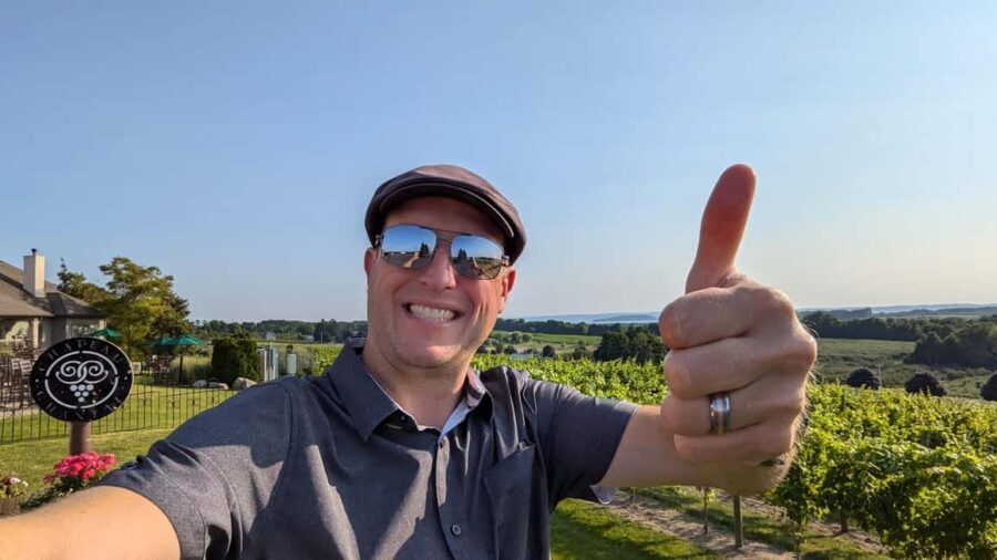 NON BUS Traverse City Left Foot Charley Leelanau Wine Tour - What Makes This Tour Stand Out?