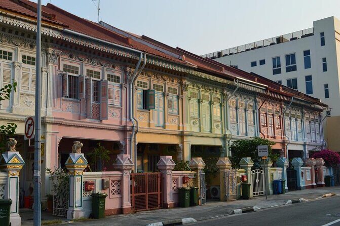 Nostalgic Bike and Bite - Joo Chiat: A Kaleidoscope of Heritage and Color