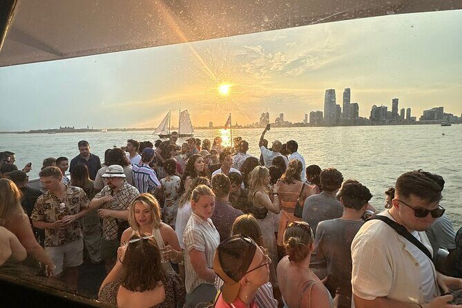 NYC Sunset, Music & Statue of Liberty Sightseeing Cruise - A Closer Look at the Experience