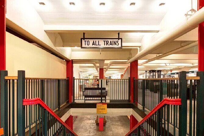 NYC TV and Movie Williamsburg Half Day Tour - Exploring the Itinerary: What to Expect at Each Stop