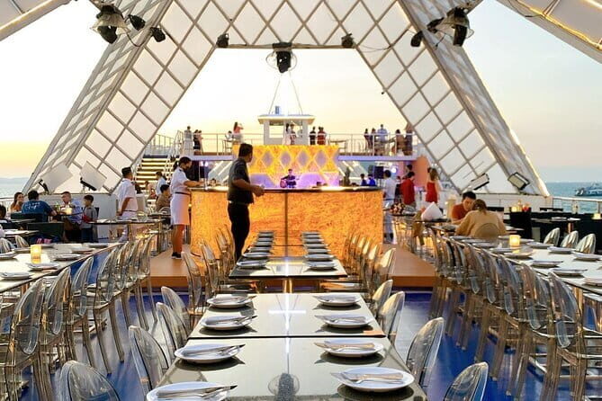 Ocean Pattaya Dinner Buffet Cruise - Authentic Traveler Insights: Weighing the Pros and Cons