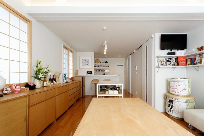 Okonomiyaki & Gyoza Cooking Class at Local Chef's Home in Tokyo - Key Points