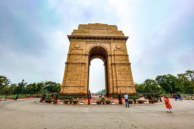 Old and New Delhi Delights Food, Culture and Heritage Tour - In-Depth Itinerary Breakdown