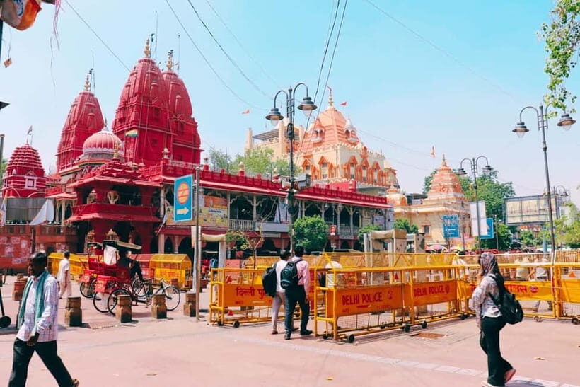 Old Delhi Temples and Spice Market Tour - The Jain Tunnels and Shops