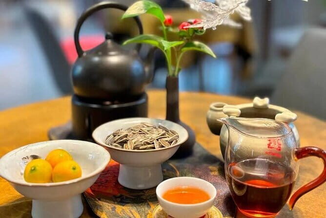 Old Guangzhou Private Walking Tour with Local Experience - Practical Details: How the Tour Works