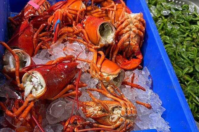 Old Port Working Waterfront Walking Tour and Seafood Tasting - The Itinerary: Charting a Coastal Course