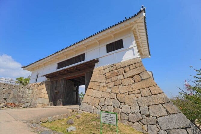 One Day Fukuyama Castle Tomonoura and Sensui jima Island Tour - An In-Depth Look at the Tour Experience