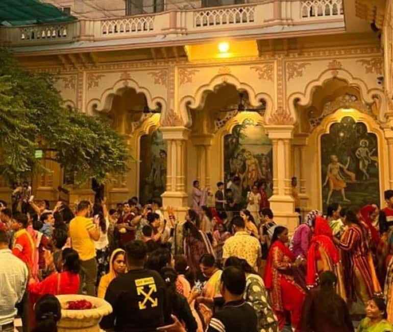 One Day Mathura Vrindavan Tour From Delhi & Agra With Museum - Potential Drawbacks or Considerations