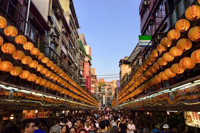 One-day private chartered car tour in Taipei: Yehliu, Jiufen, Pingxi, North Coast popular attractions with chartered car, professional Chinese/English driver - Pricing & Value: Is It Worth It?