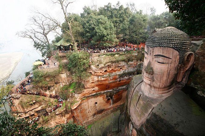 One Day Private Tour of Leshan Giant Buddha, Huanglongxi Ancient Town - Scenic Journey and Views