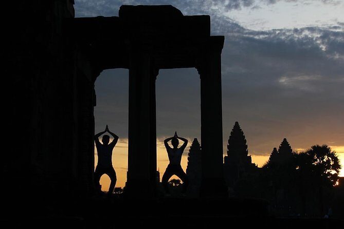 One Day tour with sunrise in car with A/C or Van & Guide. - Witnessing Angkor Wat at Sunrise