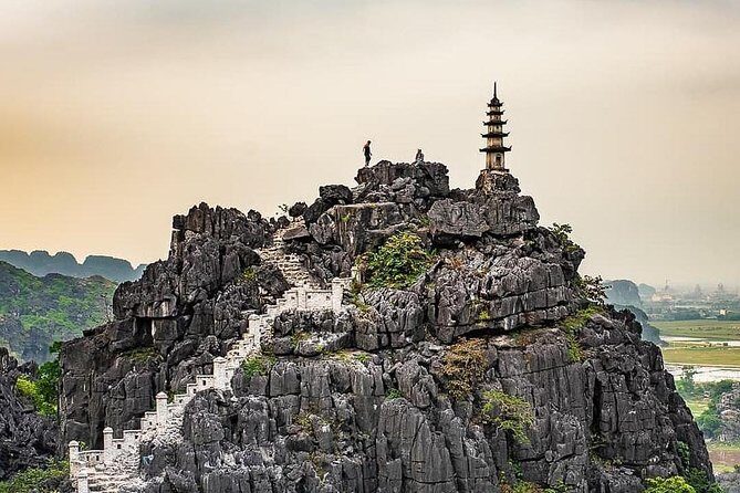 One day with Hoa Lu Capital, Mua Cave and Trang An Grottoes (Small Group tour) - Who Will Love This Tour?