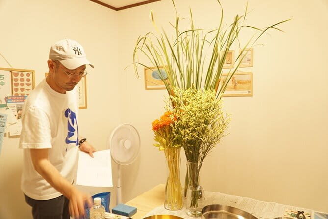 Osaka Learning Ikebana with a Sogetsu School Master - Who Will Benefit from This Experience?