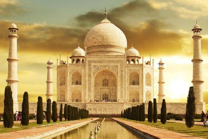 Overnight Agra Tour 2 days - Detailed Breakdown of the Itinerary