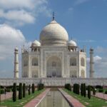 Overnight Agra Visit - The Transportation: Comfort and Convenience