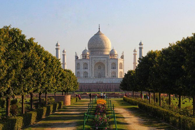 Overnight Taj Mahal Tour From Delhi By Car - The Experience with Guides and Local Knowledge
