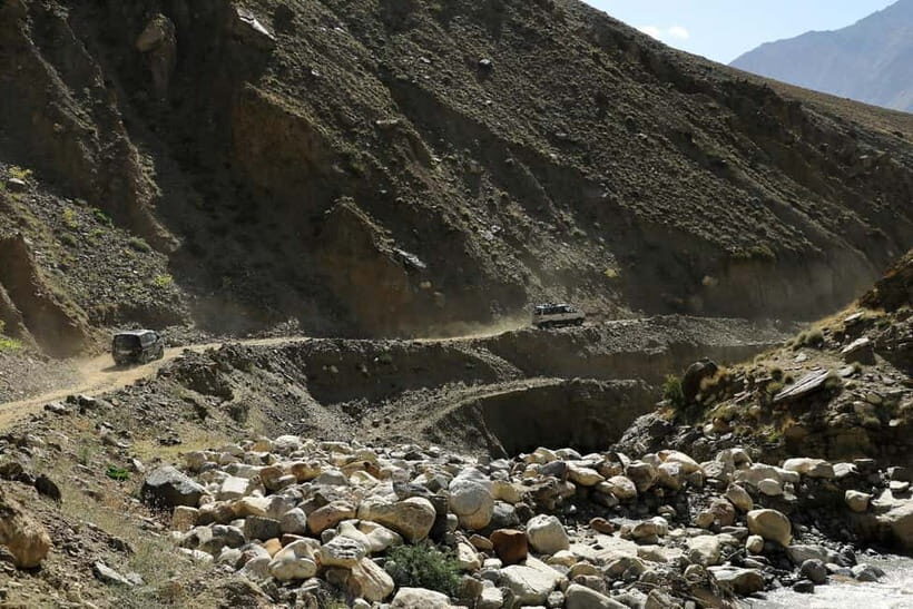 Pamir Highway Adventure from Osh to Dushanbe - Transportation, Group Size, and Logistics