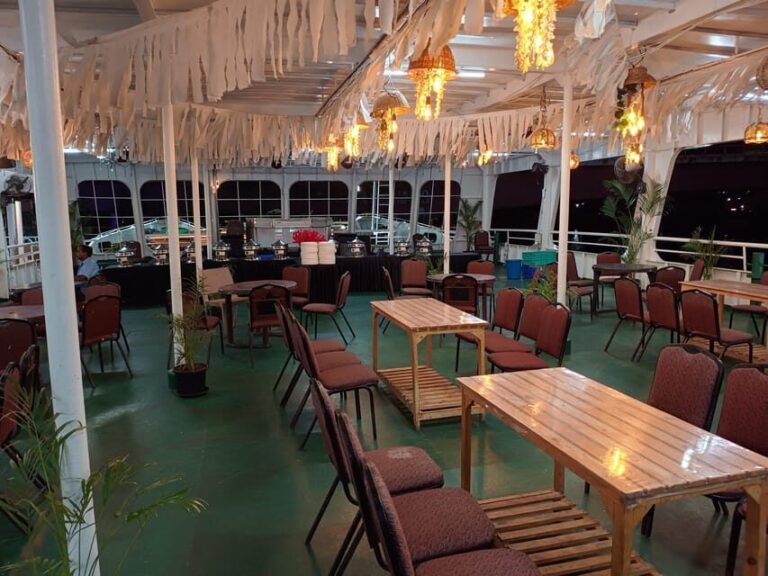 Panaji: Dinner Cruise with Drinks and Live Entertainment - The Value and Experience