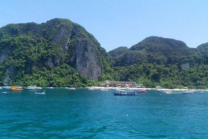 Phi Phi Islands One Day Tour by Speedboat From Phuket - Why Travelers Love This Tour