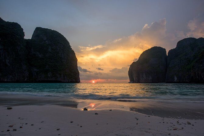 Phi Phi Khai Sunset Premium Tour with Lunch - Price and Value