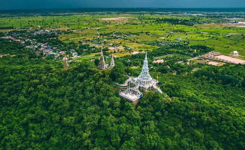 Phnom Penh - Battambang Transfer Plus Stop Sightseeing - Transportation and Practicalities