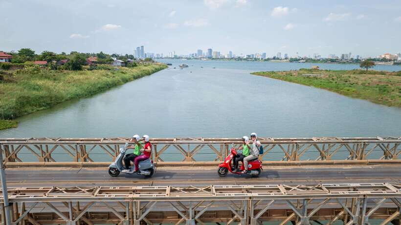 Phnom Penh: Silk Island Tour by Vespa - Transportation & Logistics