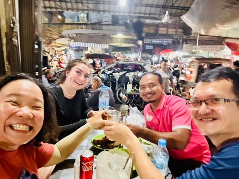 Phnom Penh: Street Art and Food Tour with Pickup and Beer - Sampling Authentic Khmer Cuisine