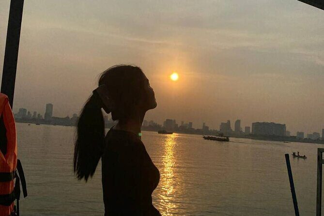 Phnom Penh: Sunset Cruise with Unlimited Beers & BBQ Buffet - A Close Look at the Experience