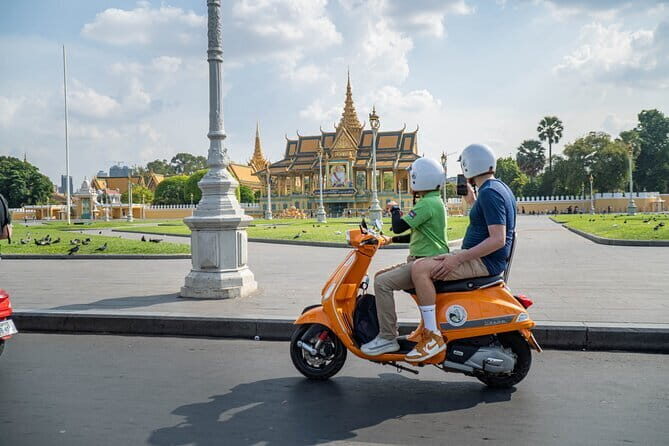 Phnom Penh Vespa City Tour and Sunset Boat with drinks - What Travelers Can Expect: The Realities & Nuances