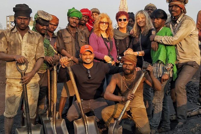 Photography Fixer and Guide in the Most Colorful Holy City - Detailed Day Breakdown: What You Can Expect