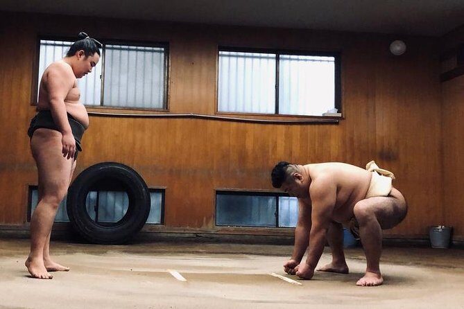 [Photos with Wrestlers] Exclusive Access to Sumo Morning Practice - The Photography and Interactions
