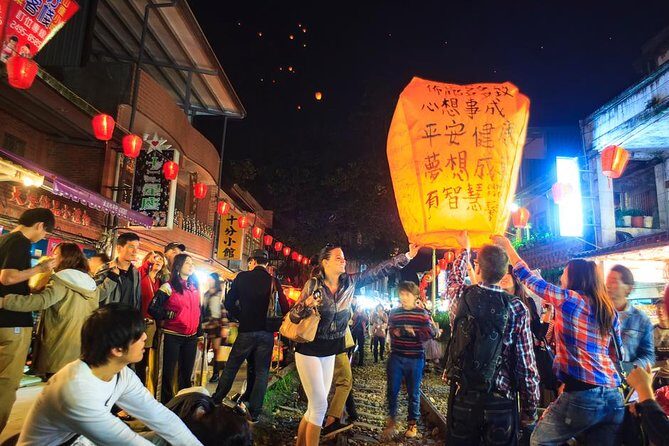 Pingxi Jiufen Day Trip from Taipei with Sky Lantern Experience - Practical Details: What to Know Before You Go