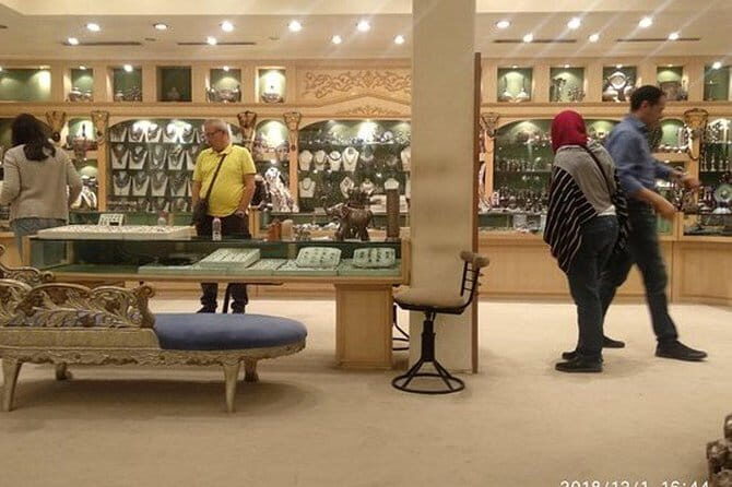 Pink City Local Shopping Tour - Who Should Consider This Tour?