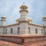Plan Your Agra Tour your Own Way - Travel in Comfort and Style