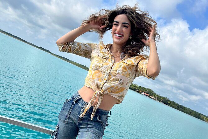 Pontoon Private Tour of the Seven Colors Lagoon - Who should consider this tour?