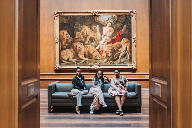 Portrait Photography Session at the National Gallery of Art - A Closer Look at the Experience