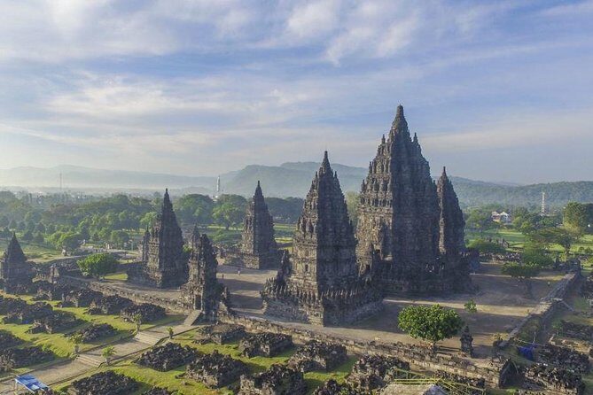 Prambanan Temple (Sunset)  Ramayana / Roro Jonggrang Ballet - Practical Aspects of the Tour