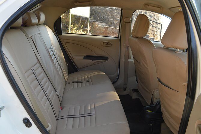 Private A/c Transfer Ahmedabad to Mount Abu ( 4 Seat A/c Sedan ) - Why Choose This Service?