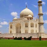 Private Agra Full Day Tour : Taj Mahal, Agra Fort and Baby Taj - Arriving in Agra: First Impressions
