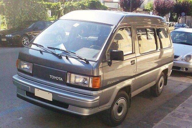 Private airport transfer from Hotels in Vientiane to Airport - What the Experience Looks Like