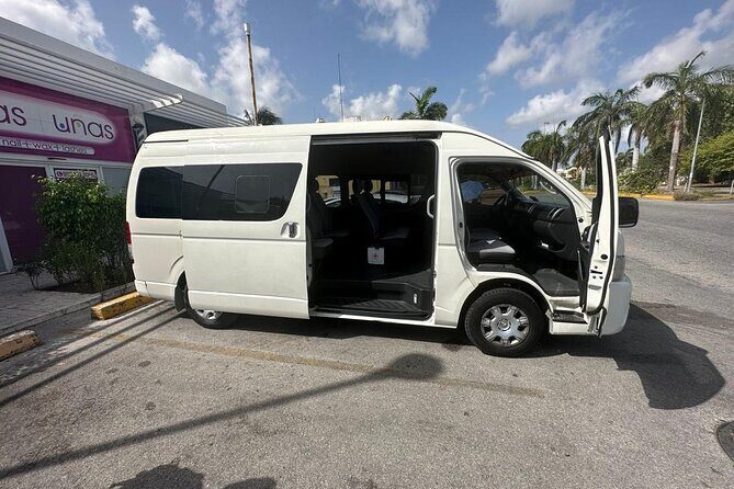 Private Airport Transfer in Cancun a Cost Effective Group Pricing - The Experience: What to Expect