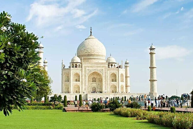 Private All-inclusive Taj Mahal and Agra Tour By Superfast Train - What You Can Expect: A Detailed Breakdown of the Itinerary