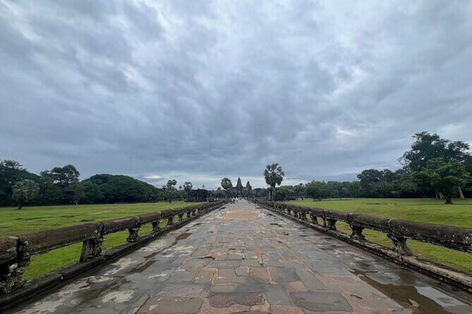 Private Angkor Four Best Temple Tour - The Experience: What Travelers Say
