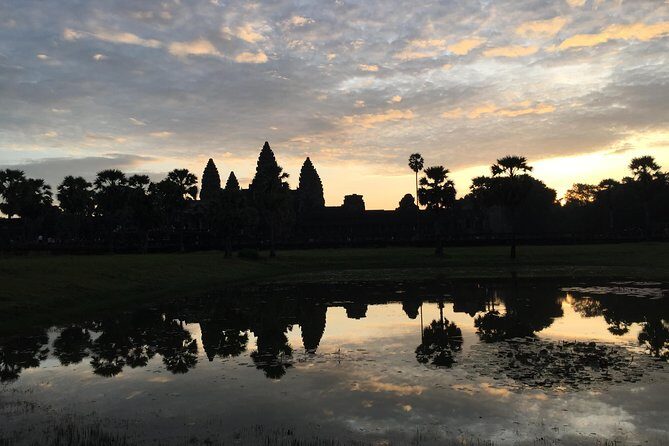 Private Angkor Wat Sunset 4 Best hidden temples Tour - Detailed Itinerary Breakdown
